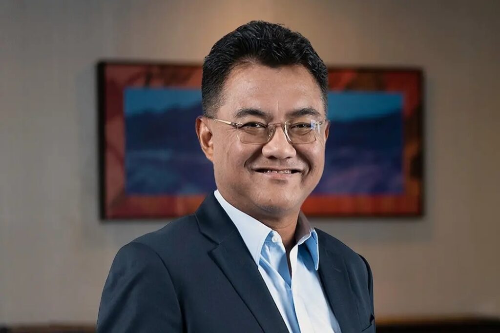 Noorazman Abd Aziz steps down as UEM Sunrise's chair, to be replaced by ...
