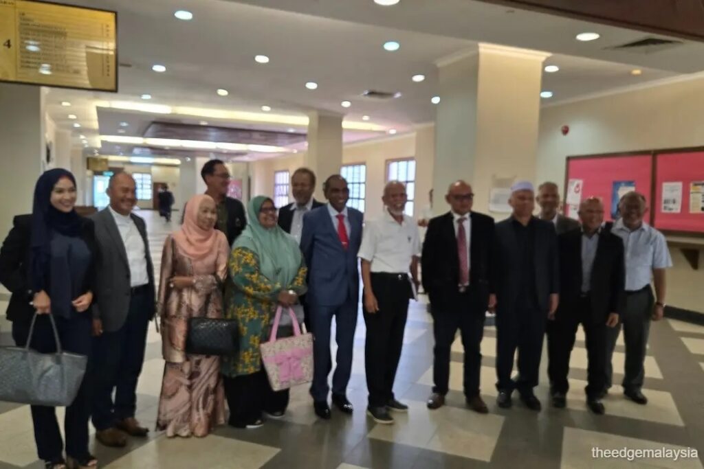 Shahrir wants law firm representing Felda and FIC to be disqualified ...